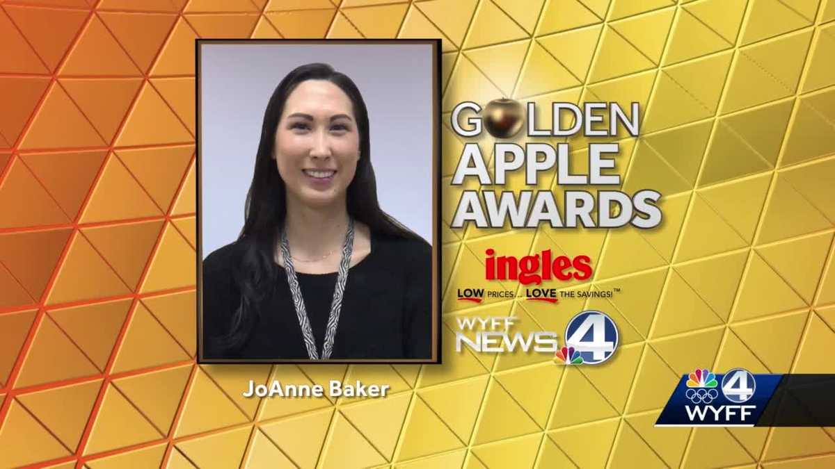 Monaview Elementary School teacher wins Golden Apple award