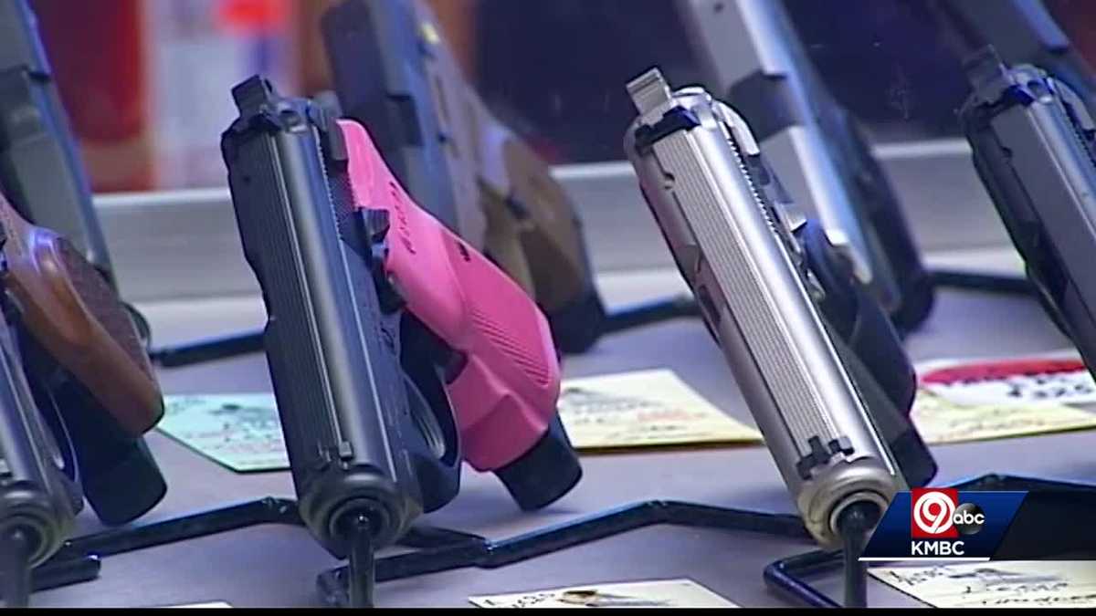 Missouri lawmakers consider allowing concealed carry on college campuses