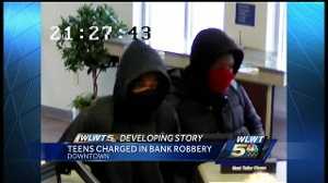 Teen bank robbery suspects appear in court