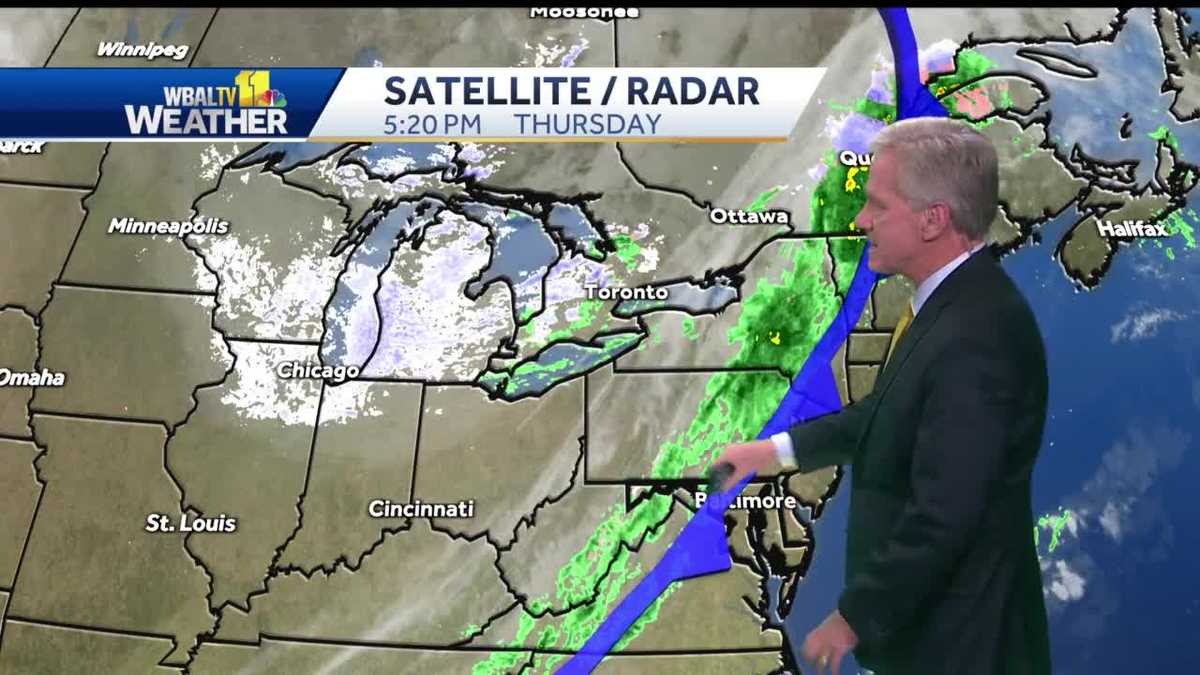 🌧 Showers early Thursday night