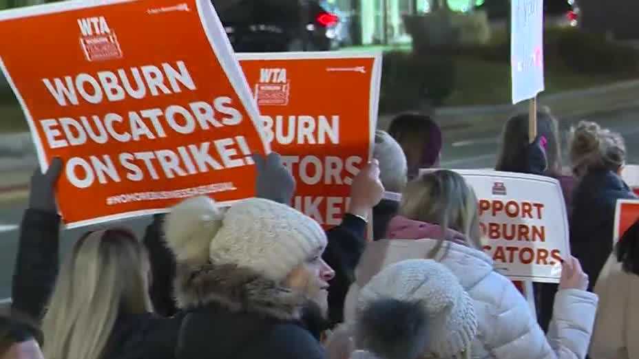 Classes canceled as Woburn teachers go on strike