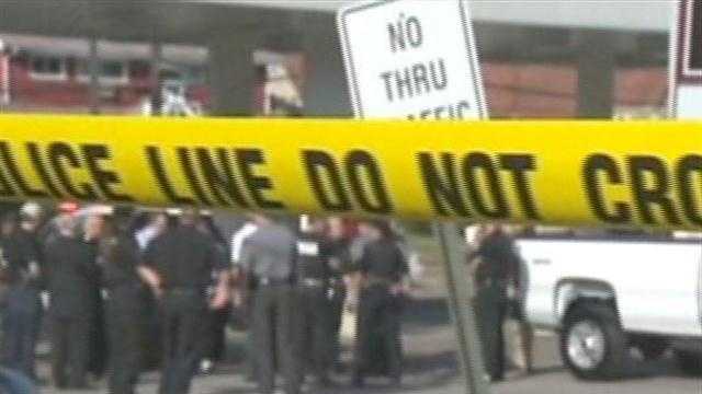 Police officer wounded in Monaca shooting