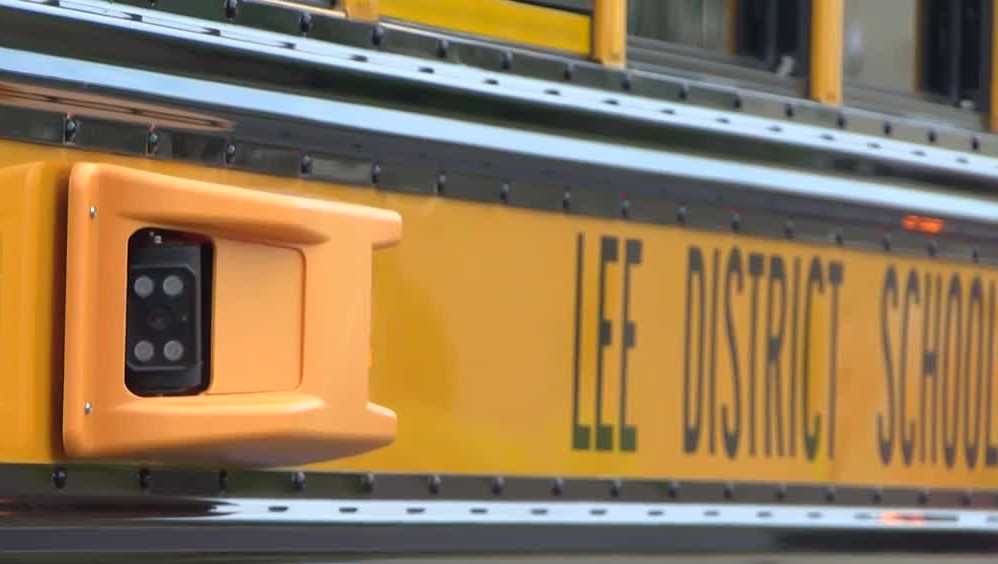 Lee County School Bus Cameras Catch 1 750 Violations In First Week Of