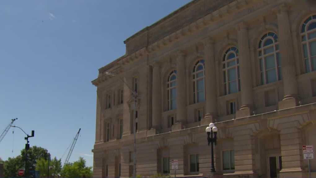 Plans to vacate Des Moines City Hall create new opportunity for East ...