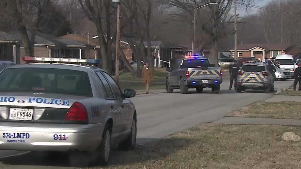 Suspicious vehicle call leads to a homicide investigation