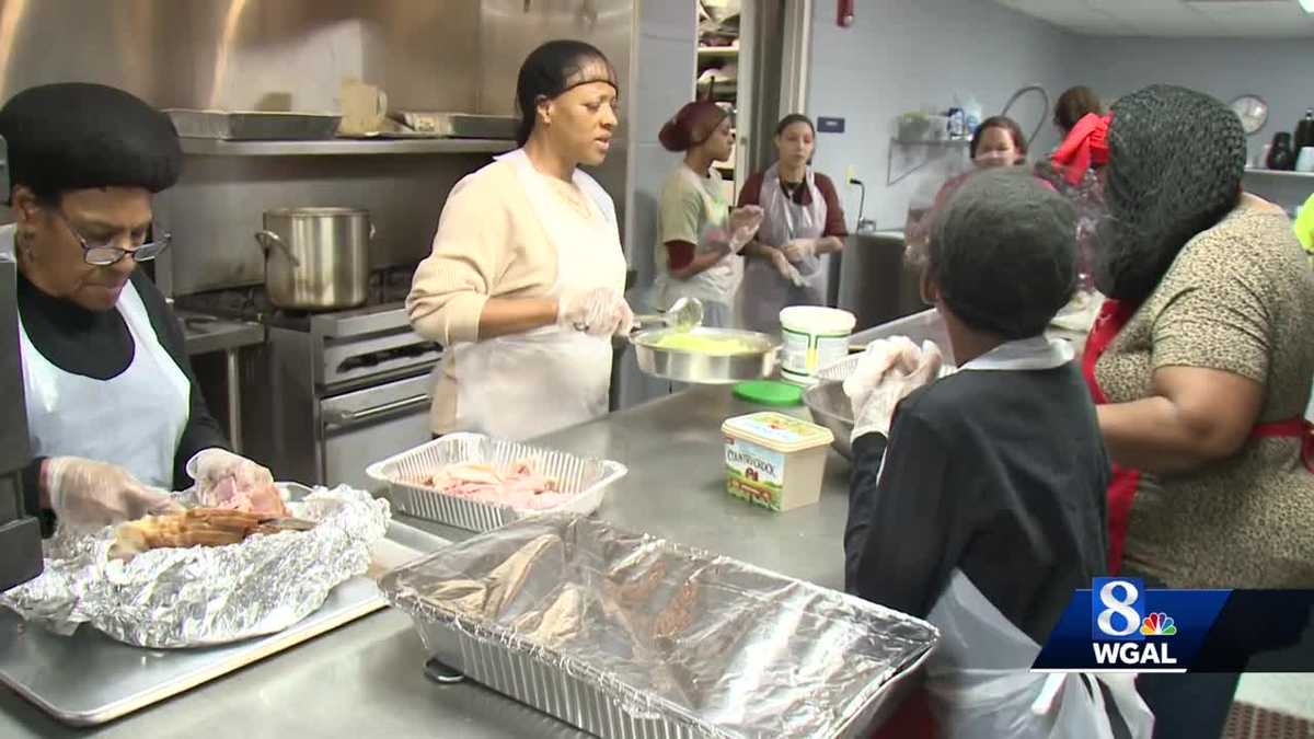 Brightside Baptist Church distributes more than 400 meals
