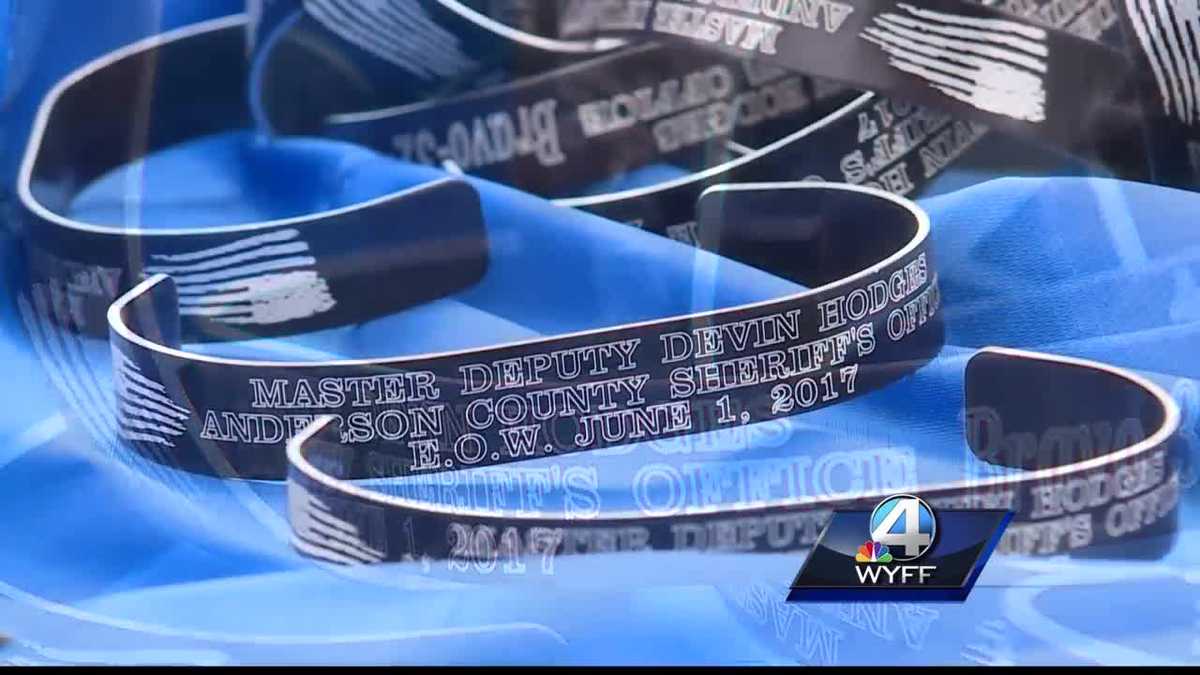 ACSO sergeant makes bracelets to support family of fallen deputy