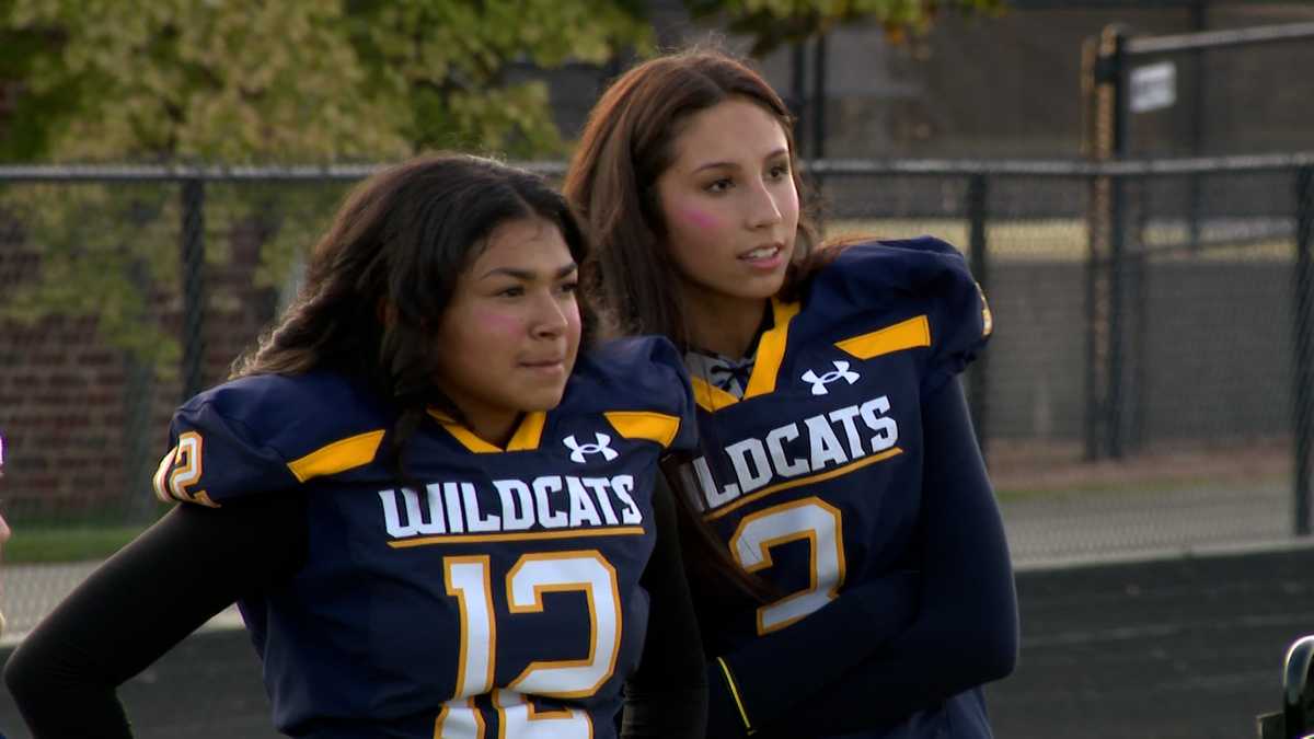 University School of Milwaukee girls make history as football kickers