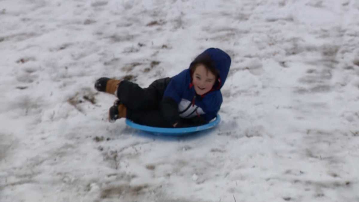'Like I'm flying': Boy describes his first time sledding