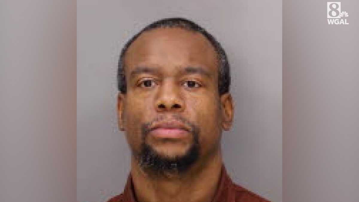 Swatara Township PD: Suspect crashed into police vehicle, fled Swatara Township PD: Suspect crashed into police vehicle, fled