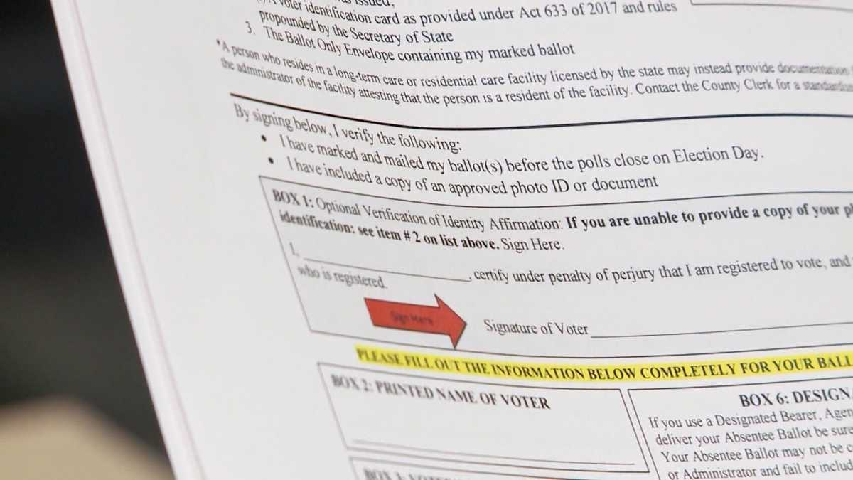 Arkansas voters can't correct absentee ballot mistakes Arkansas voters can't correct absentee ballot mistakes