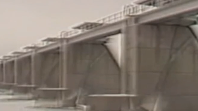 VIDEO: The year the Arkansas River froze over