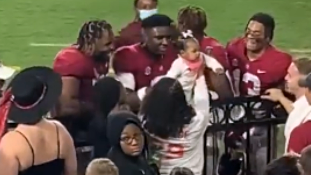 Alabama football players reunite with Brandon Turnage