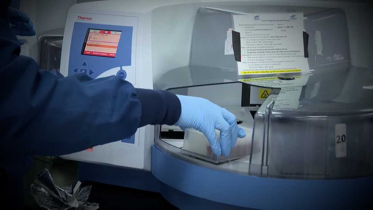 VIDEO: A rare look inside lab sequencing COVID-19 variants