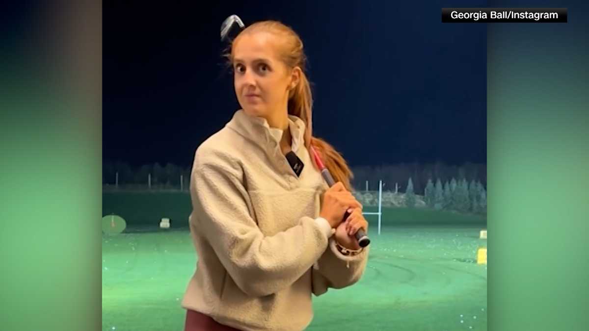 Man goes viral after giving unsolicited swing tips to golf pro