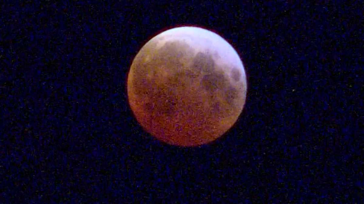Video, photos from Maine show red moon during total lunar eclipse