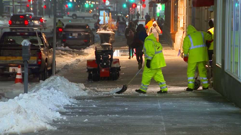 Boston weathers ever-changing conditions during Tuesday's winter storm