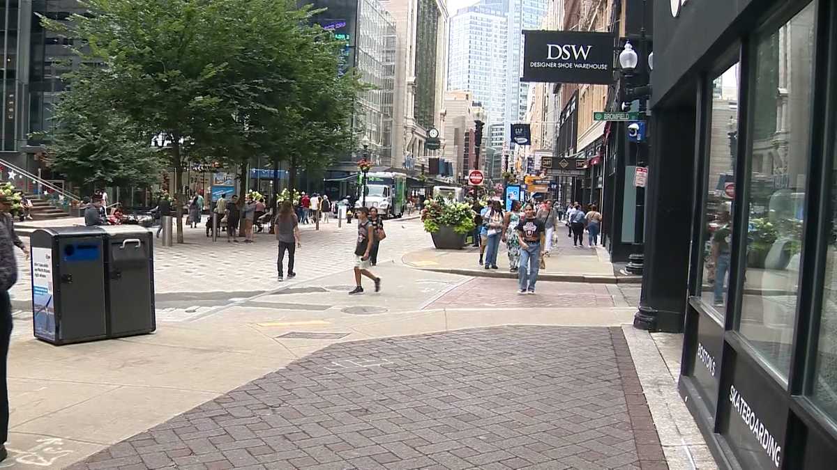 Man beaten, bruised in Downtown Crossing; 3 teens arrested