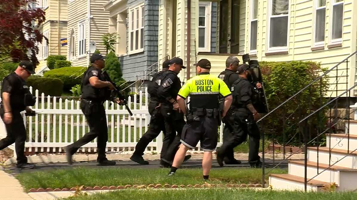 Boston police go door-to-door in Dorchester in search for shooter