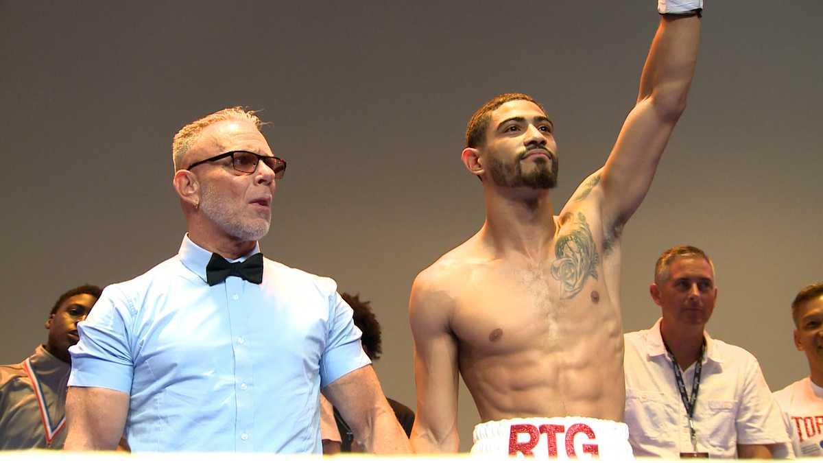 'It was just a great night': Louisville boxer wins in front of home crowd