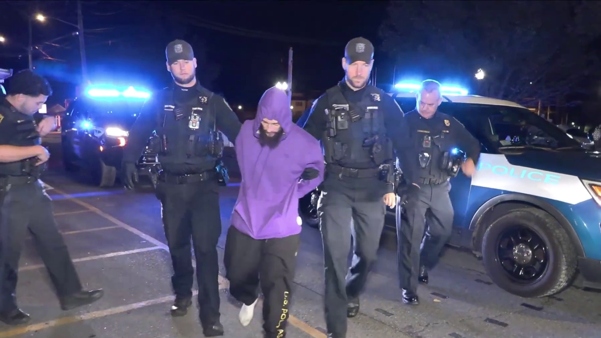 Yarmouth police: Boiling water used as weapon in home invasion