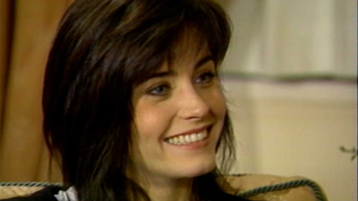 Courteney Cox on Springsteen video, acting live in 'Family Ties' in 1988
