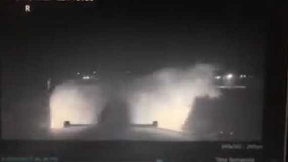 Cowboy wanted: Dashcam shows angry bovine chasing cop