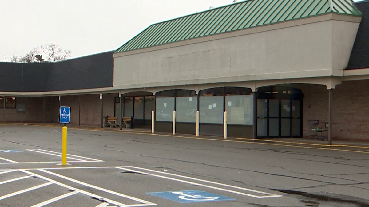 How 'dark stores' are changing future of grocery shopping