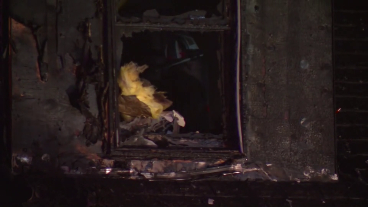 Garage fire spreads to house Thanksgiving night