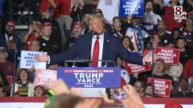 Donald Trump hosts rally in Allentown, Pa.