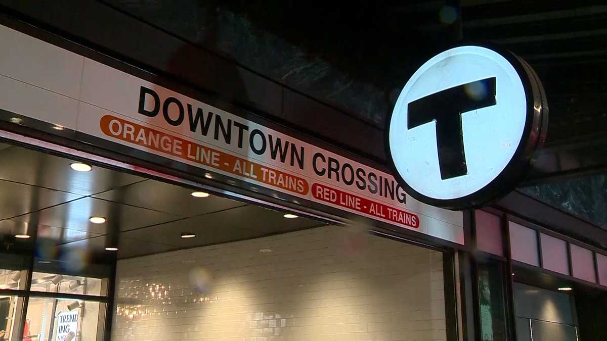 Person found dead on train tracks at Downtown Crossing, MBTA says