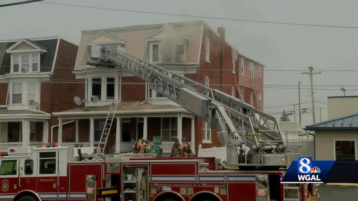 Duplex fire displaces residents in York, Pa.