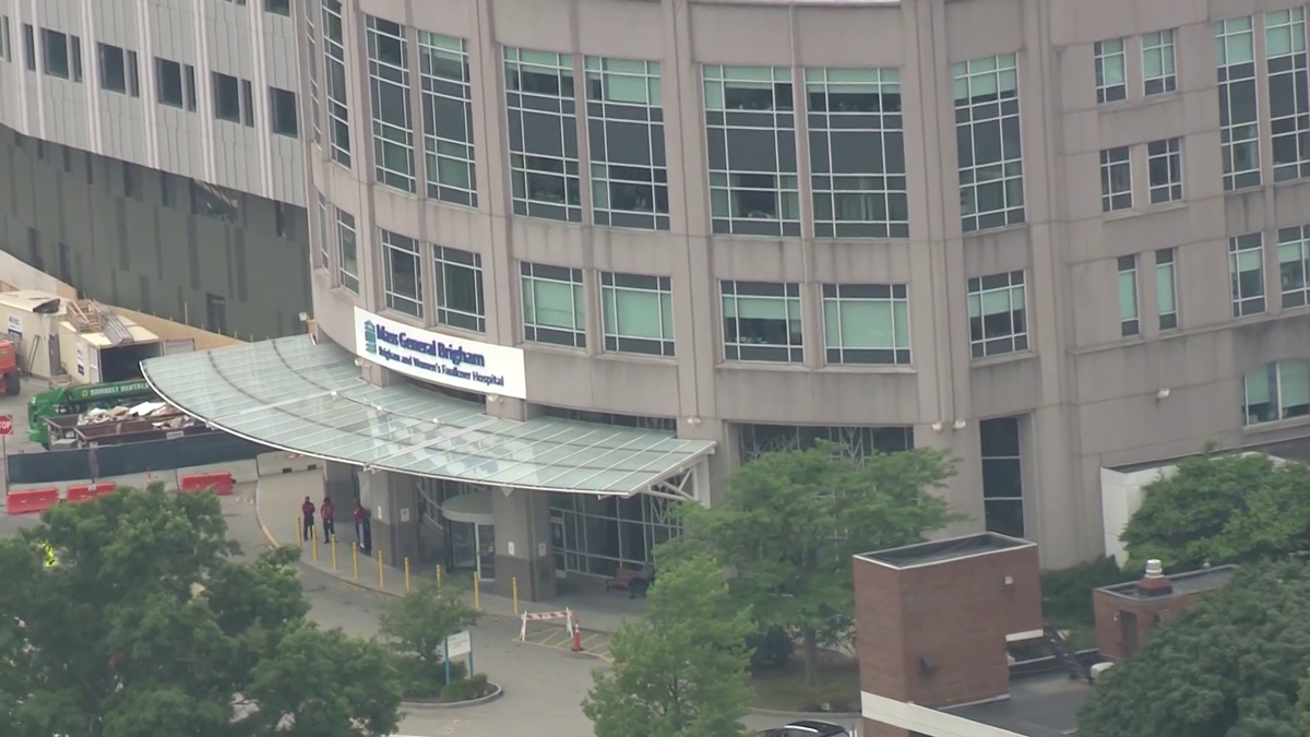 Nurses at Brigham and Women's Faulkner Hospital vote to authorize one ...