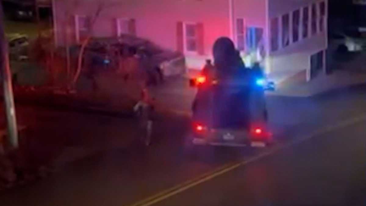 Video shows Biddeford apartment building during federal raid