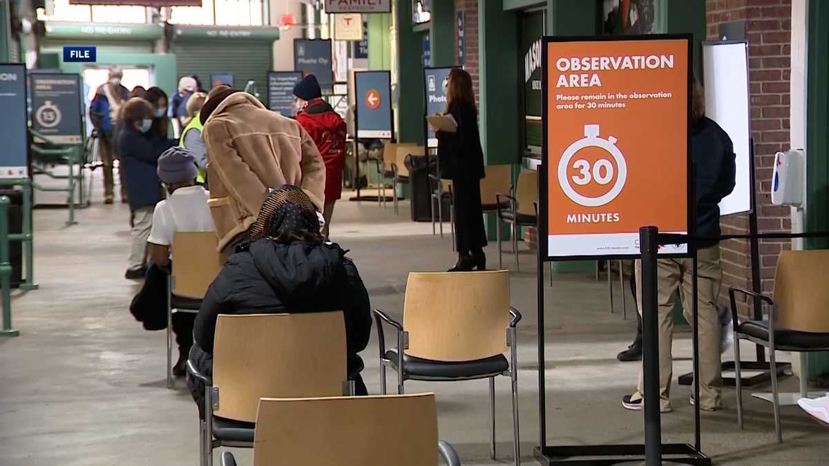 COVID-19 booster clinic to open at Boston's Fenway Park