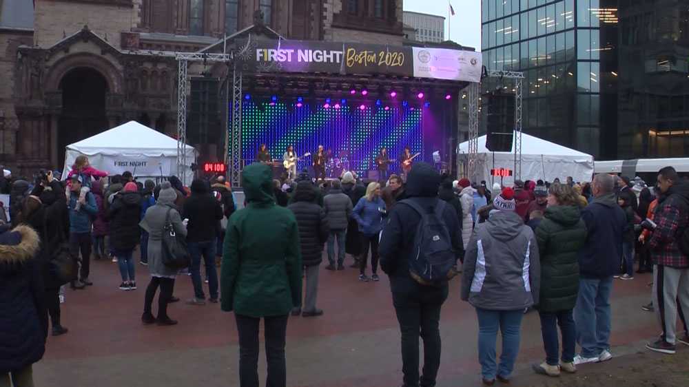 Thousands coming to Boston for First Night despite dreary weather