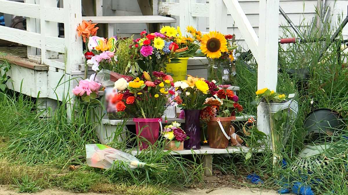 Mechanic Falls police identify woman, 2 girls found dead in home