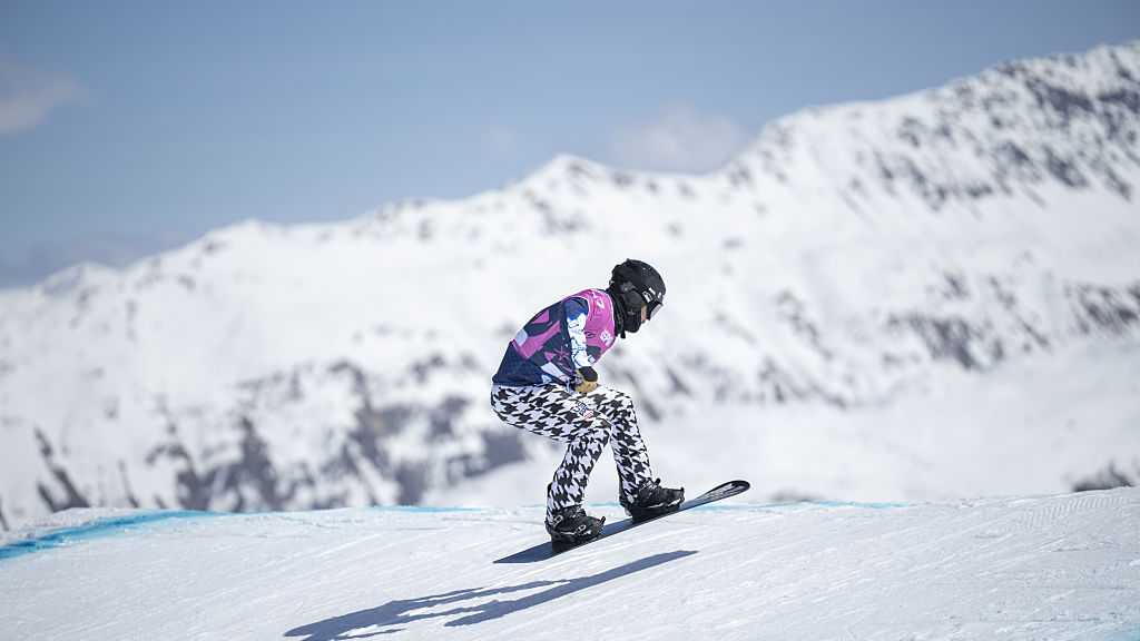 Nick Baumgartner embraces humor on the road to Olympics