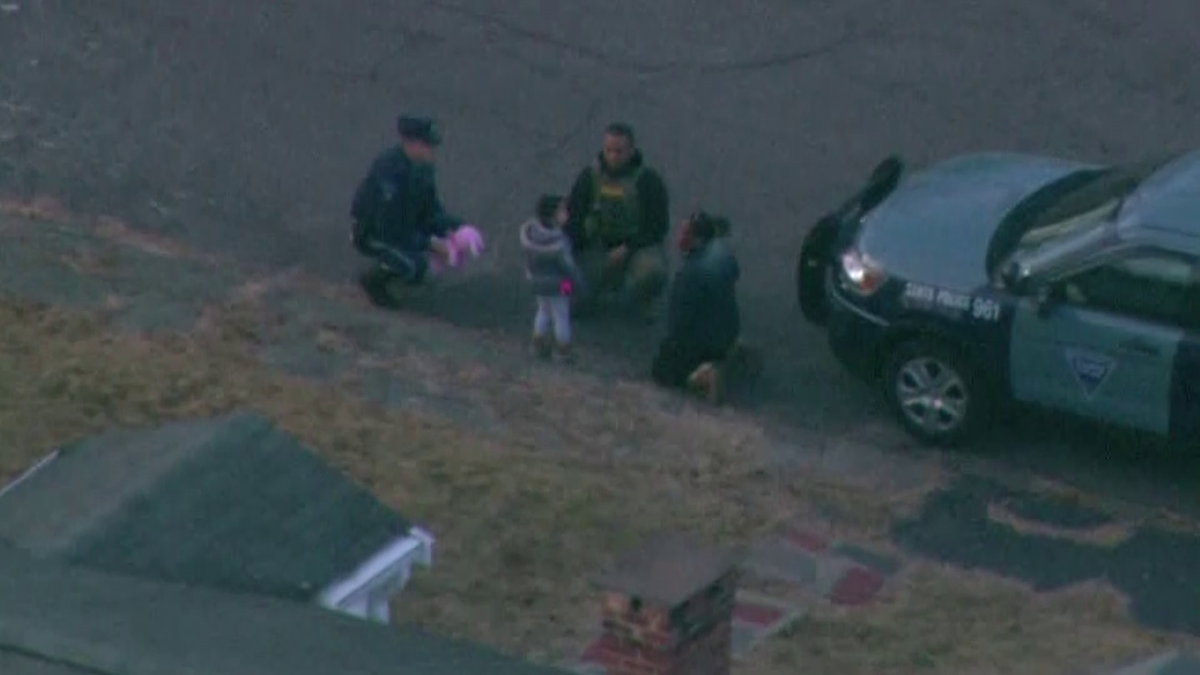 Police search for suspect who kidnapped child in Boston car theft