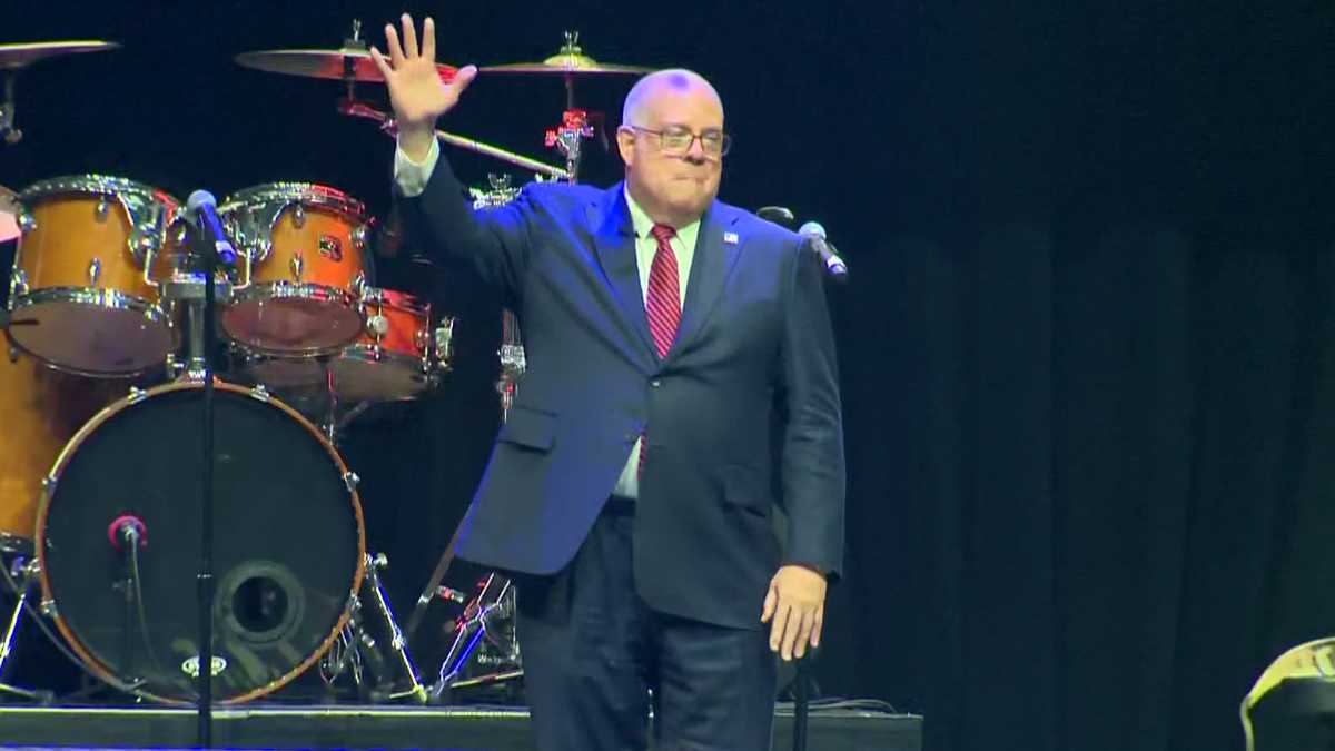 Hogan talks political future while celebrating 8 years in office