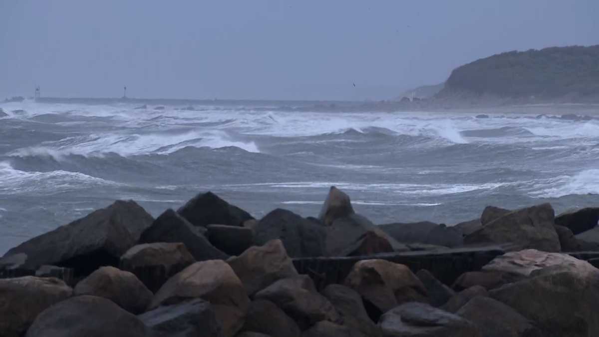 Cape Cod fire chief's weekend advice: 'Stay out of the water'