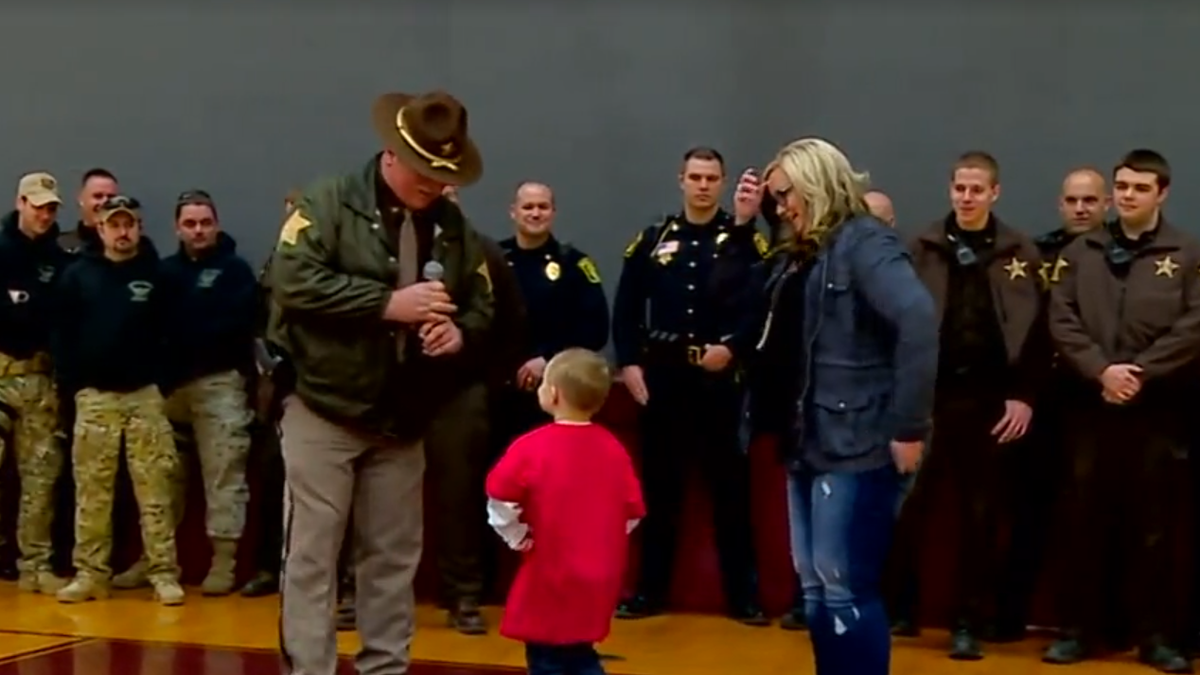 6 Year Old Battling Cancer Sworn In As Honorary Deputy