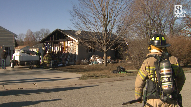 3 firefighters injured in house fire in York County, Pa.