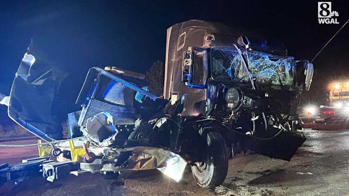 Tractor-trailer crashes, spills oil on I-81 in Dauphin County, Pa.