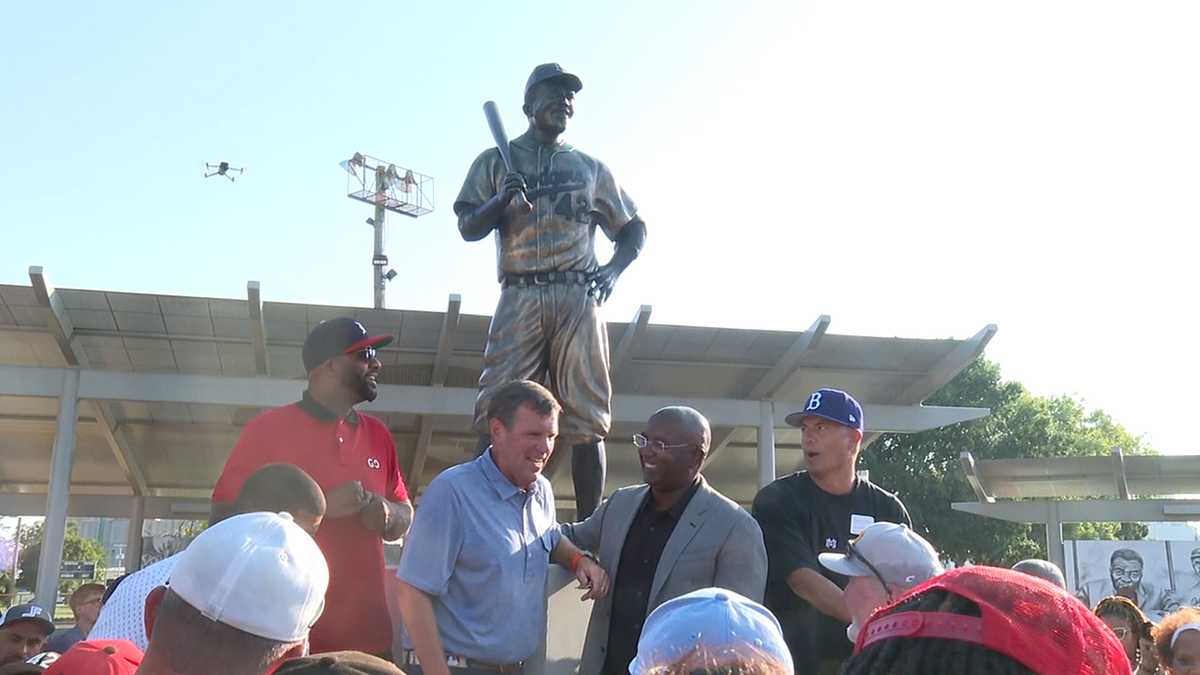 Rebuilt Jackie Robinson statue returns to Kansas 6 months after the ...