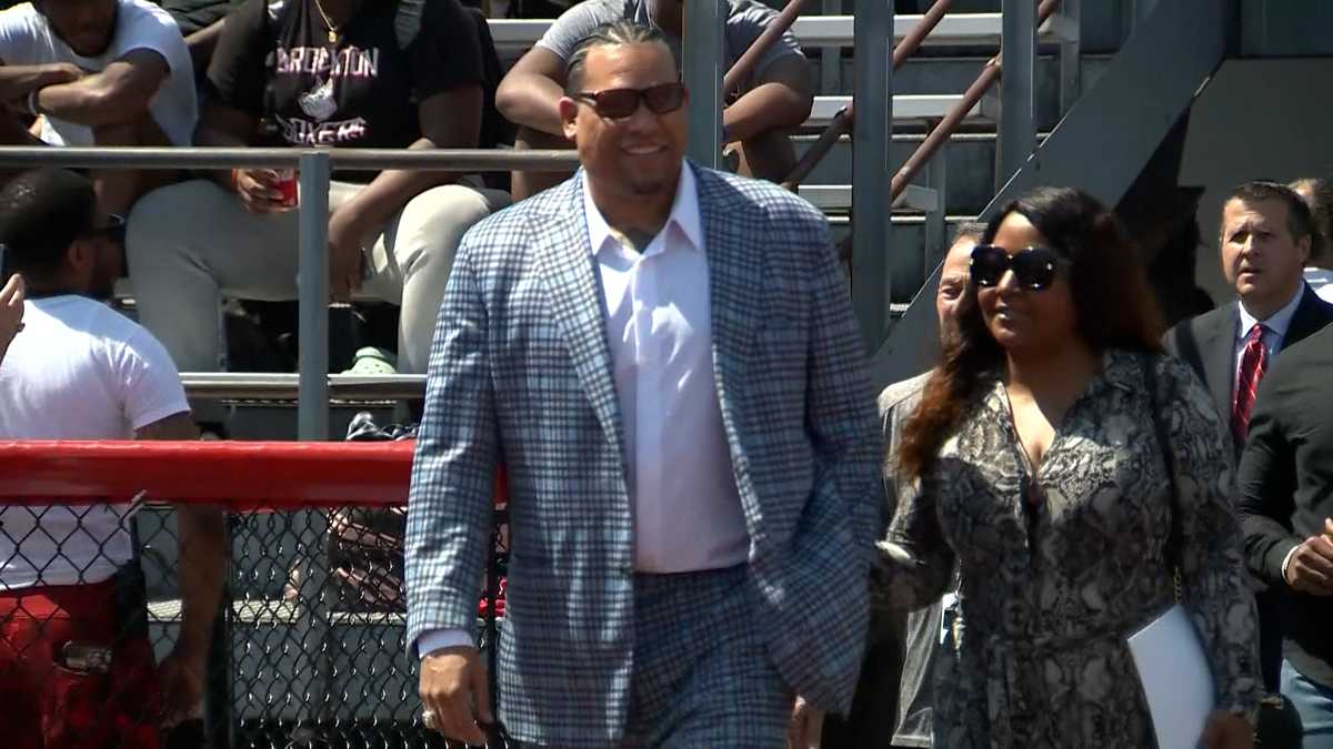 Coach Wiggy: Patriots SB champ now leads Brockton High football