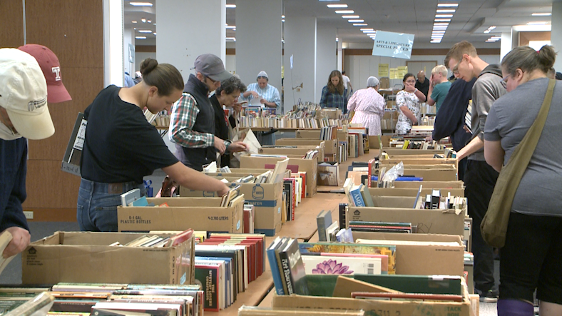 Lancaster Public Library holds annual book sale