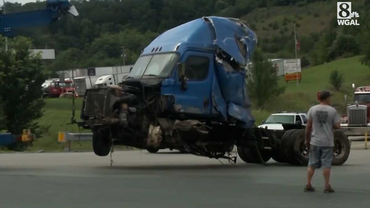 PSP blames heavy rain, speed for truck crash on I-81