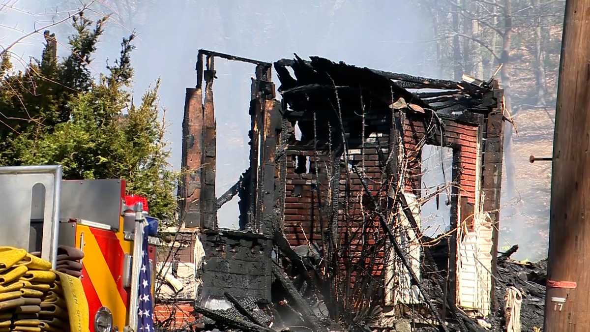 11 displaced in Lynn after fire destroys multi-family home