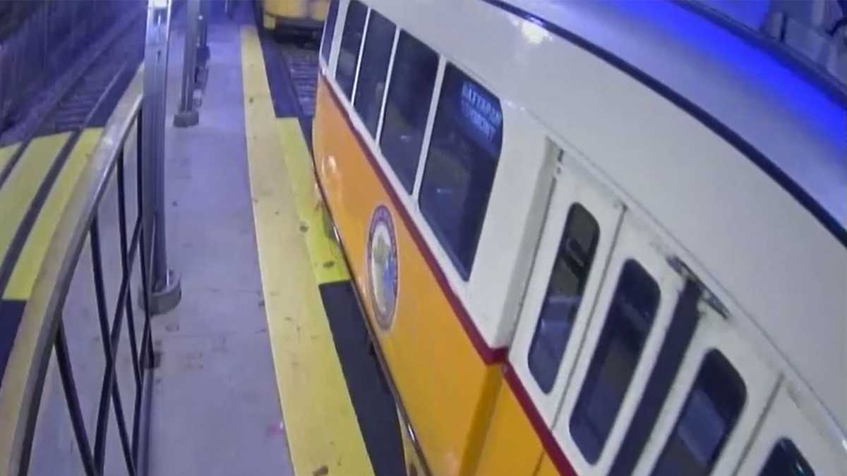 Video: 2 MBTA trolleys get stuck trying to move disabled trolley